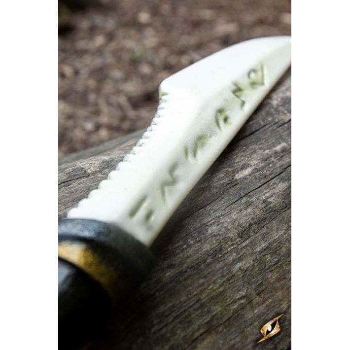 Bone dagger