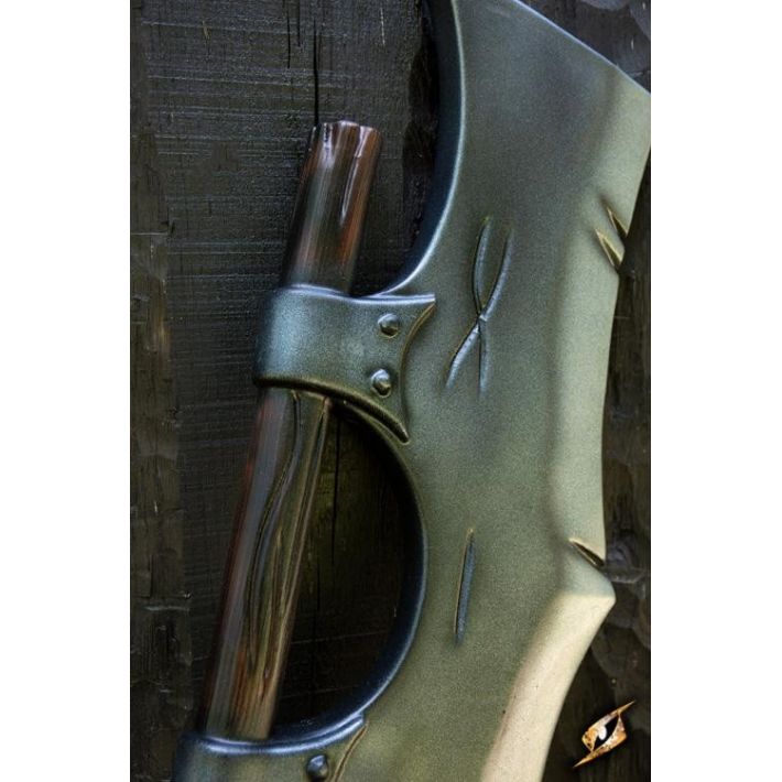 Single bladed long axe