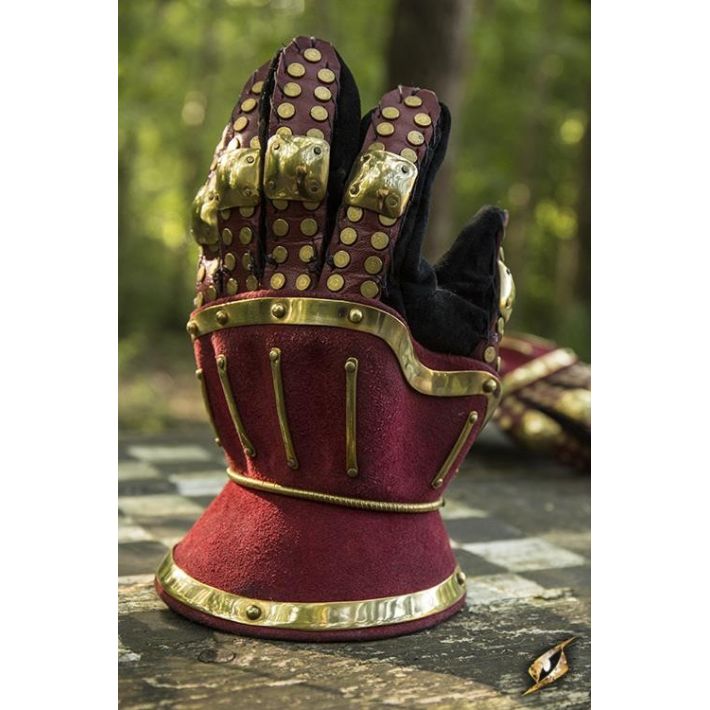 Hourglass gauntlets