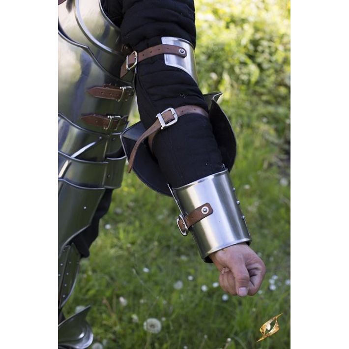 Gothic arm protection