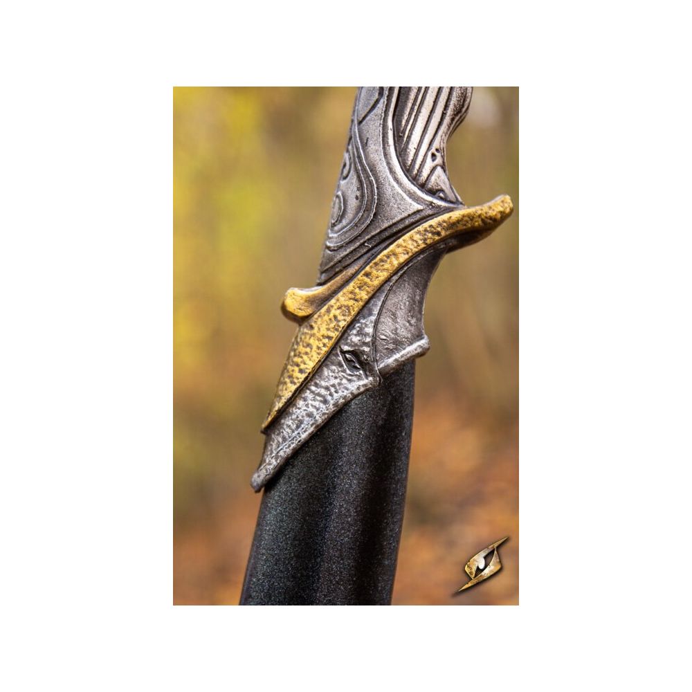 Curved elven sword