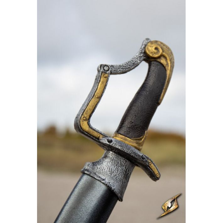 Curved sabre